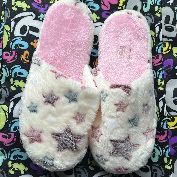 Shoes | Womens Slippers | Poshmark